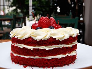 Bolo Red Velvet: 30 Fotos e Ideias Para Você Se Inspirar