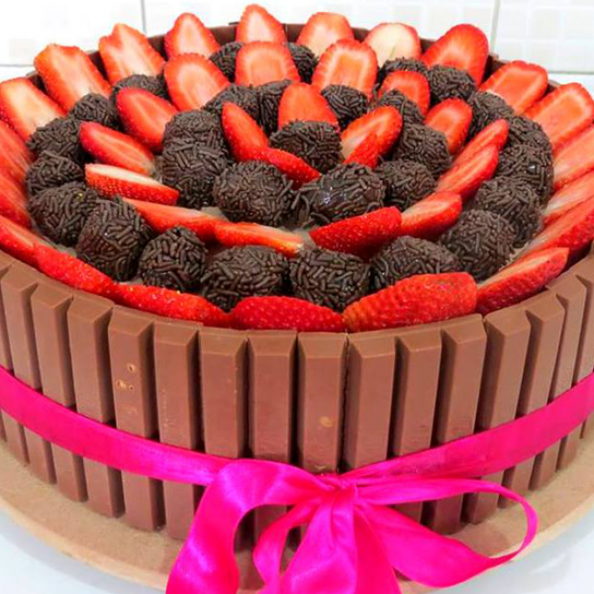 Bolo Kit Kat: 30 Fotos E Ideias Para Você Se Inspirar!