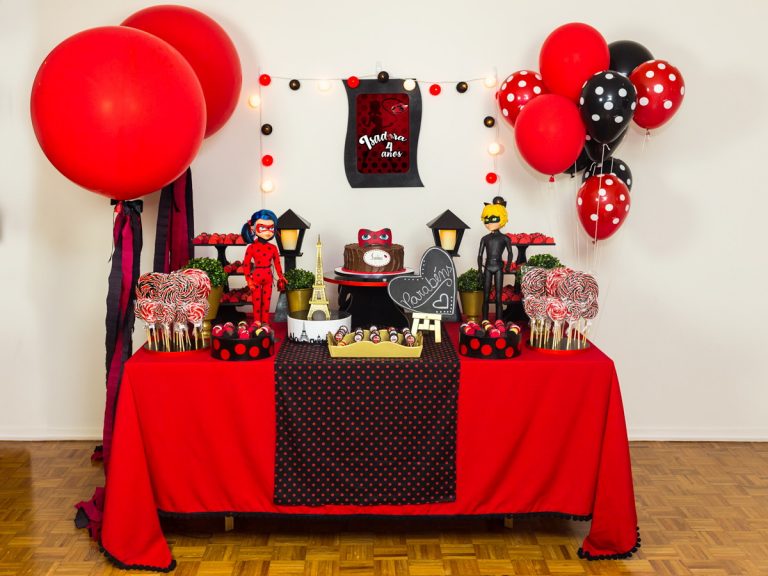 Festa ladybug: 120 modelos e ideias para se inspirar e montar sua festa!