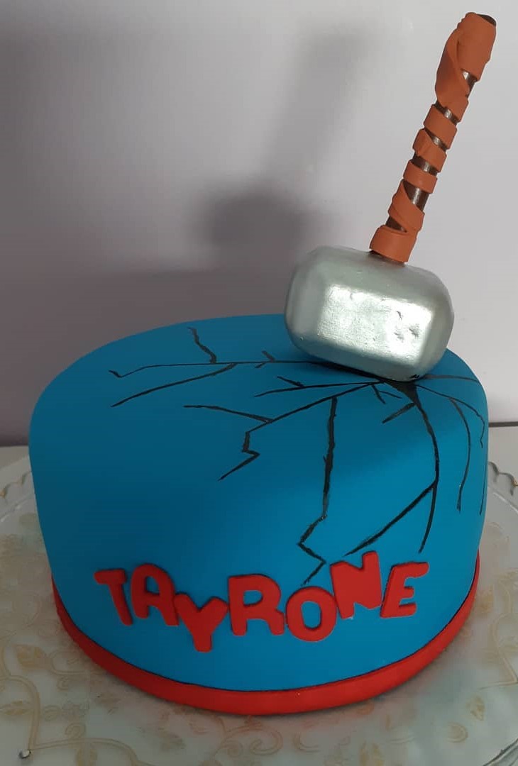 Bolo Do Thor: 60 Modelos E Ideias Fantásticas Que Irá Te Inspirar!