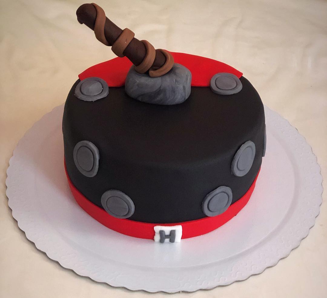 Bolo Do Thor: 60 Modelos E Ideias Fantásticas Que Irá Te Inspirar!