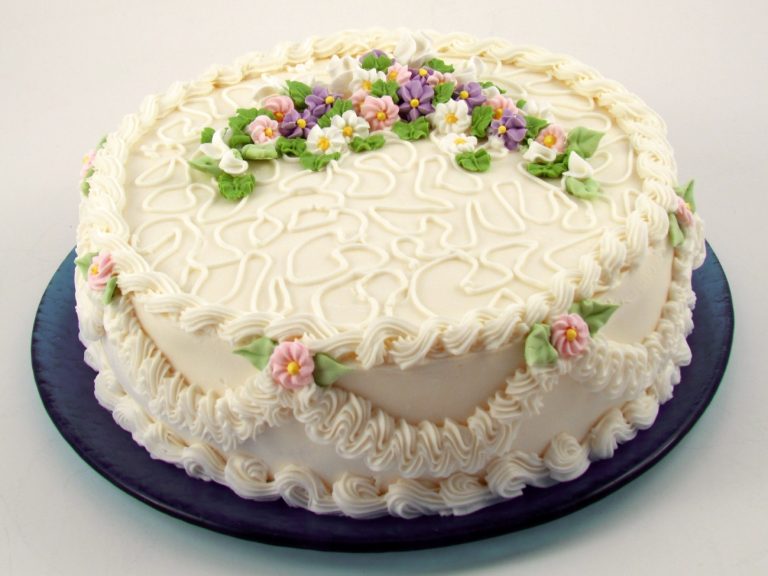Bolo Decorado com Chantilly: 160 Dicas Inspiradoras e Deliciosas