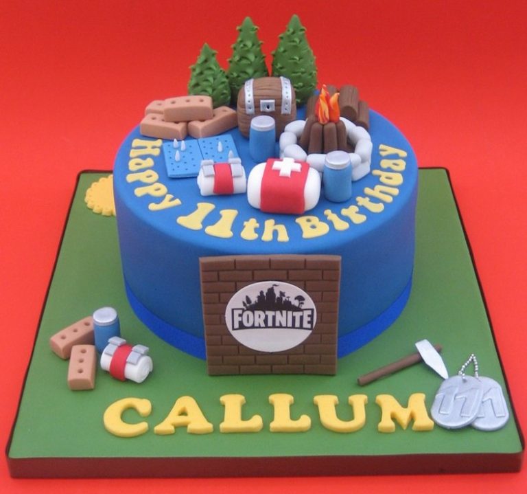Bolo Fortnite: 70 modelos e ideias inspiradas no jogo!