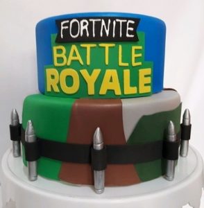 Bolo Fortnite: 70 modelos e ideias inspiradas no jogo!