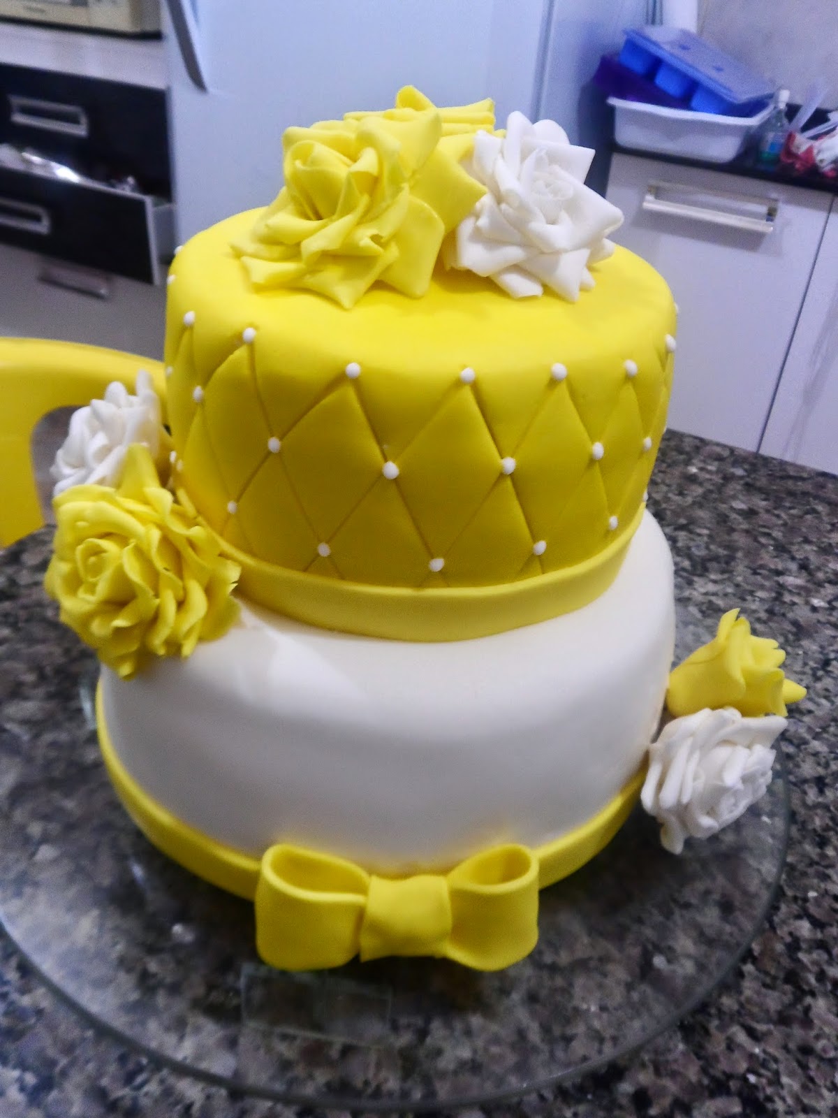 Bolo de Rosas: 80 modelos belíssimos que irão te inspirar!