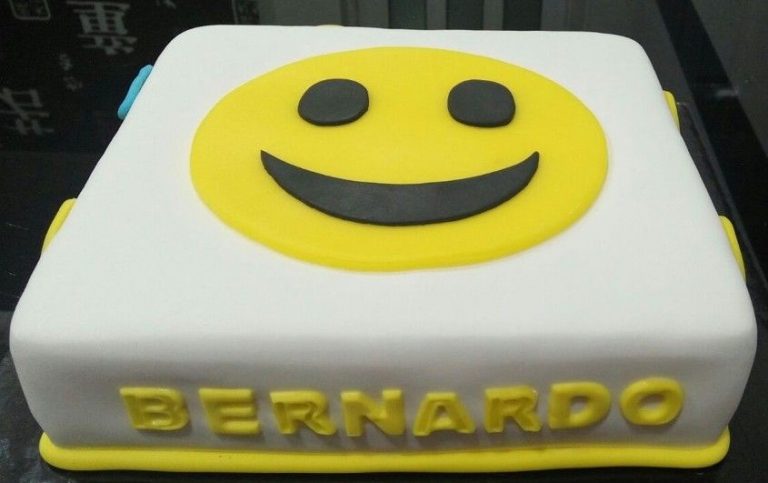 Bolo Emoji: 60 modelos lindinhos para se inspirar, confira!