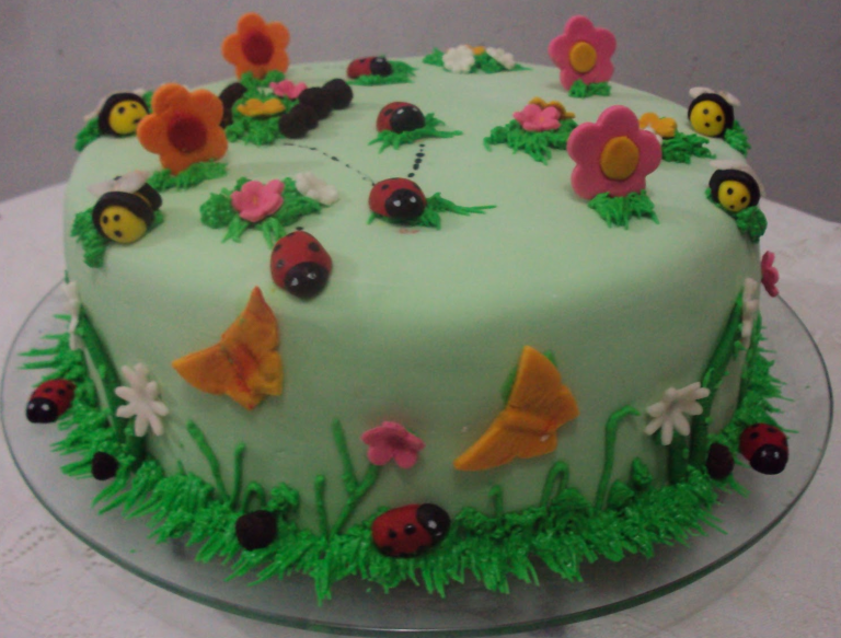 Bolo infantil: 80 modelos e dicas especiais para se inspirar, confira!