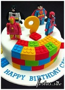 Bolo Liga da Justiça: 80 Modelos e Dicas Imperdíveis, Confira!