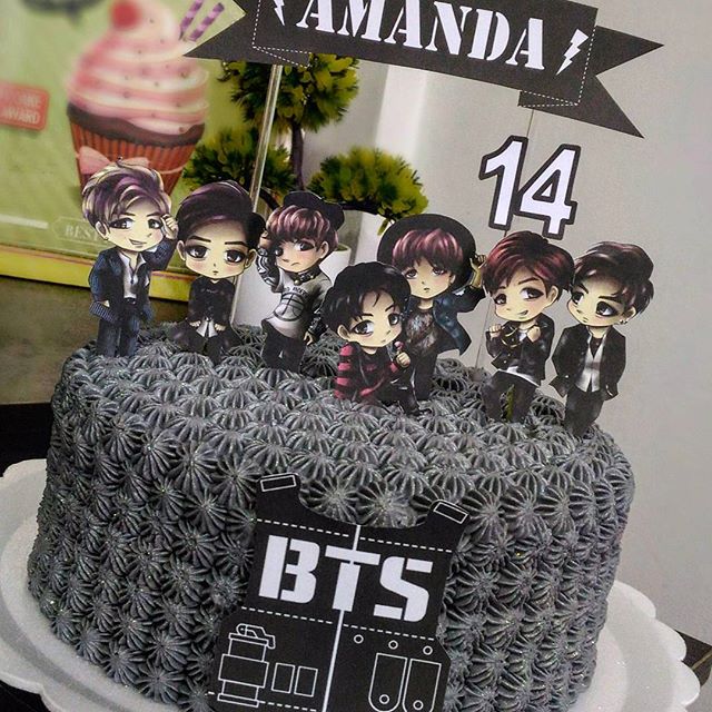 Bolo BTS: 80 opções especiais para a sua festa
