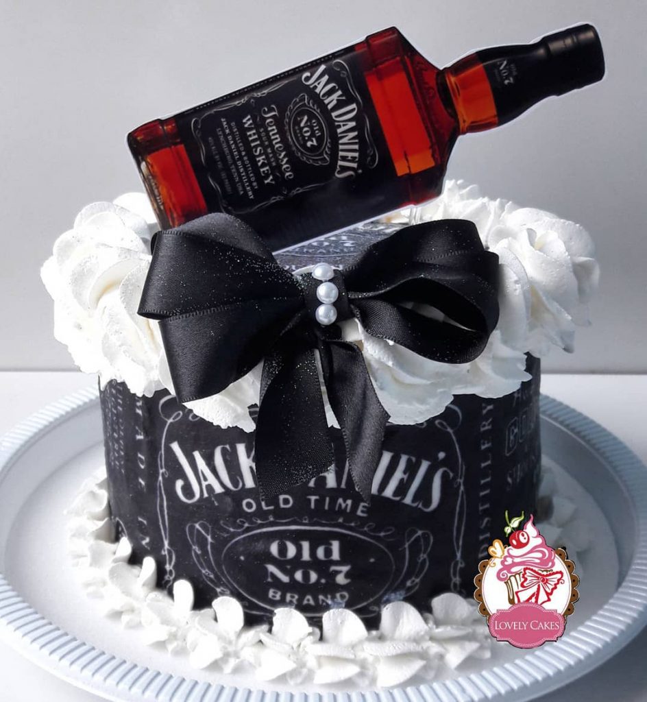 Bolo Jack Daniels: 60 Modelos Para Conferir!