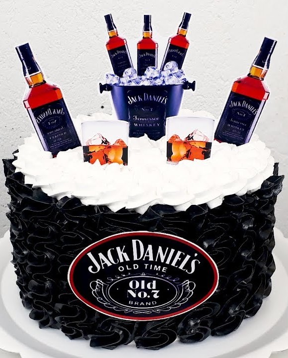 Bolo Jack Daniels: 60 Modelos Para Conferir!