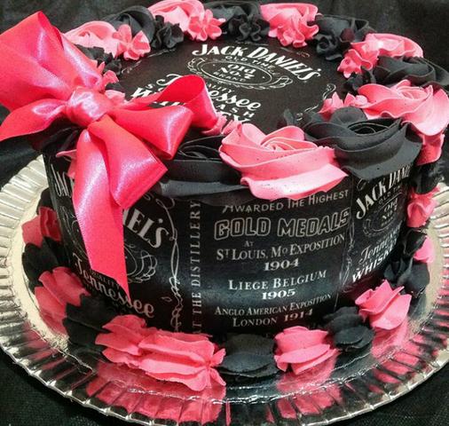 Bolo Jack Daniels: 60 Modelos Para Conferir!