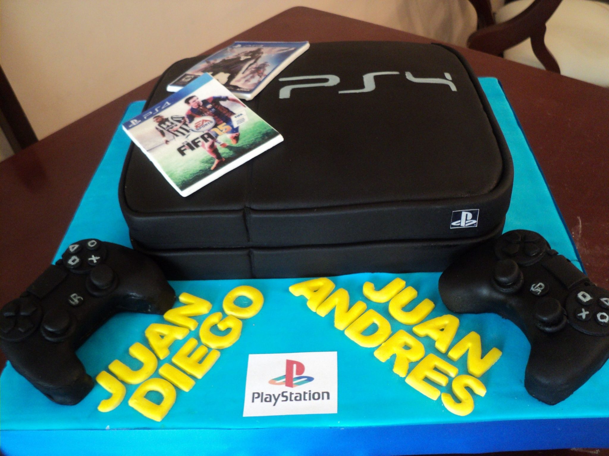 Bolo Vídeo Game: 70 Ideias para uma Comemoração Divertida