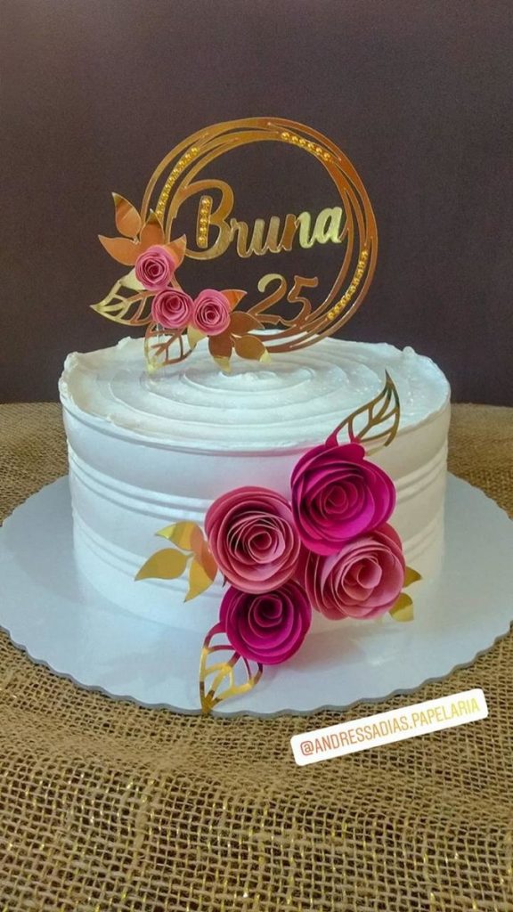 Topper Feminino: 60 imagens para sua festa