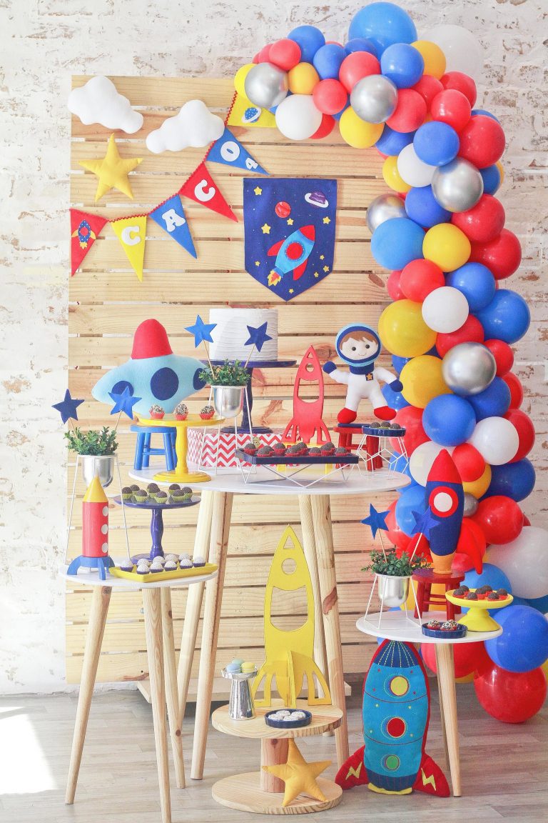 Festa astronauta: 90 ideias de outro mundo para sua Festa